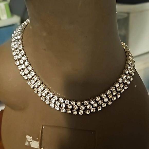 Czechoslovakia | Jewelry | Vintage 93s Czechoslovakia Necklace 3 ...